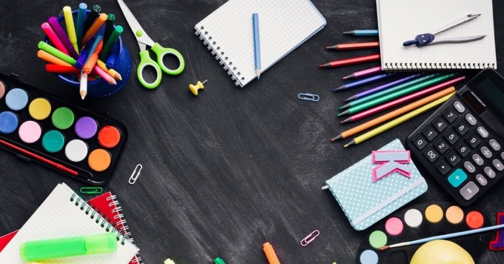 ¿Qué es el programa "útiles y uniformes escolares" en CDMX?